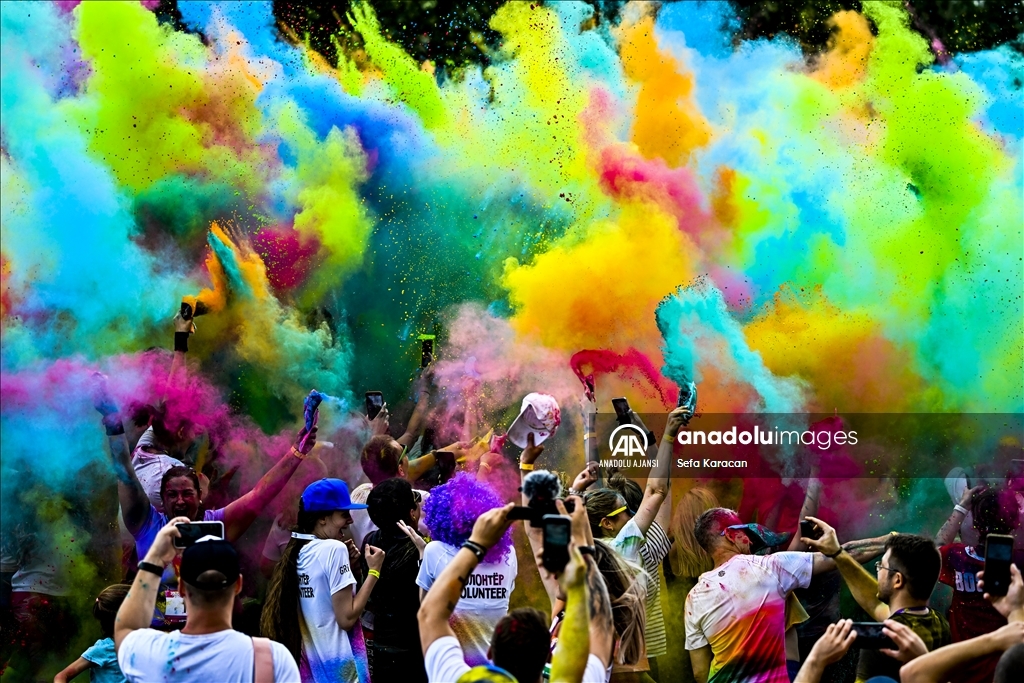 Moskova'da "Colourful Run" - Anadolu Ajansı