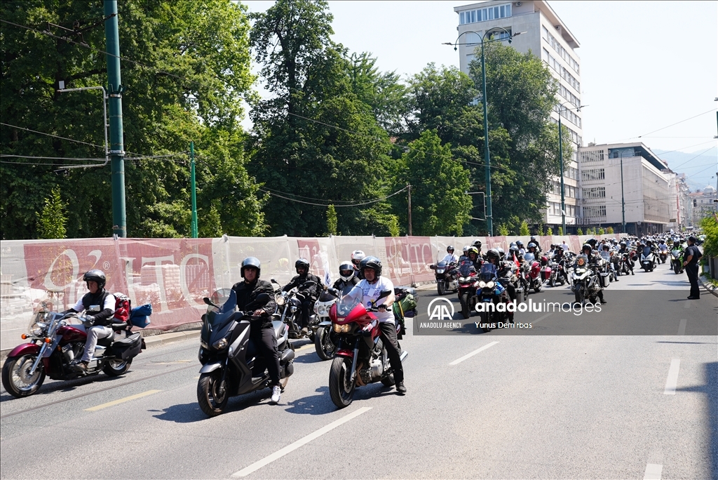 Convoy of motorcycles on road to Srebrenica - Anadolu Ajansı