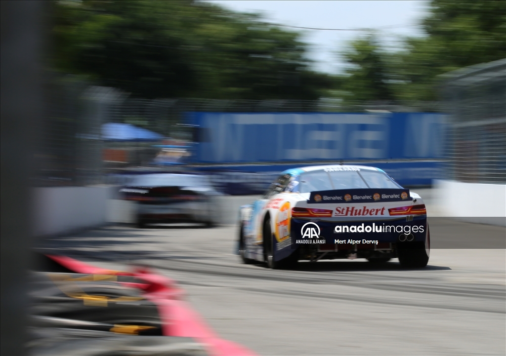 NASCAR Pinty's Series Tiffany Gate Grand Prix'si - Anadolu Ajansı