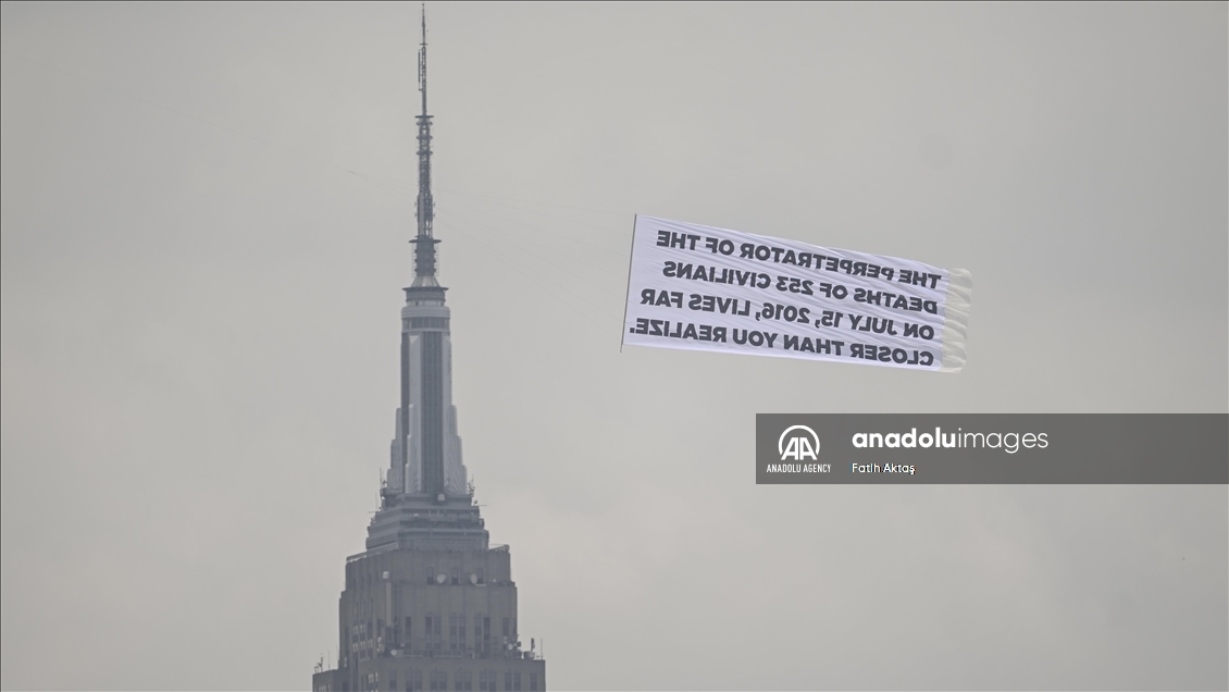 Plane in New York flies to mark July 15th Democracy and National Unity ...