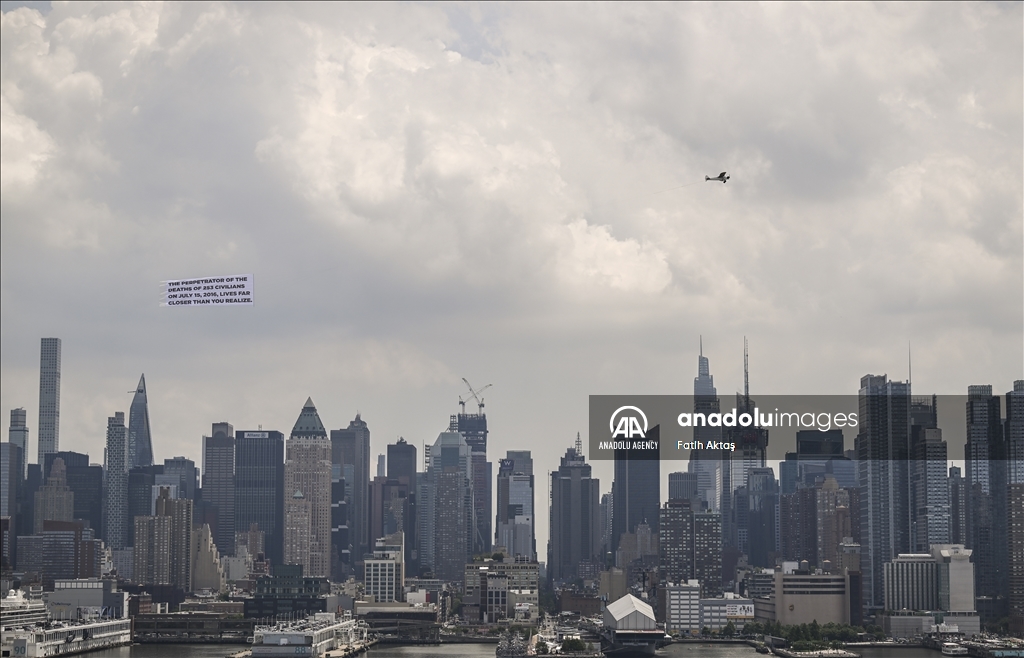 Plane in New York flies to mark July 15th Democracy and National Unity ...