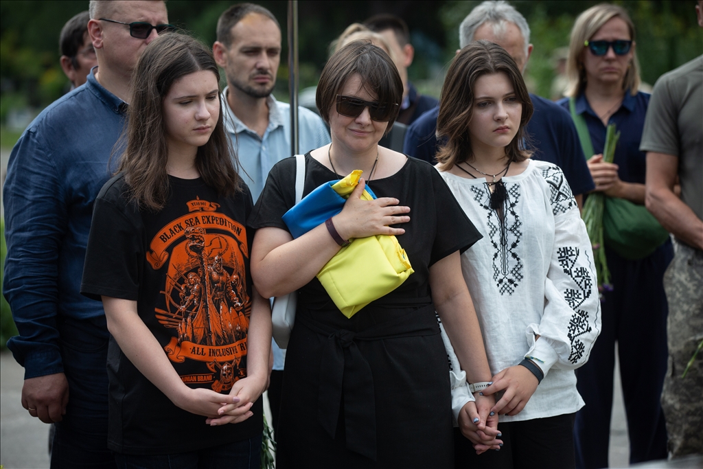 Ukrayna'lı gazeteci Dmitry Rybakov için cenaze töreni düzenlendi ...