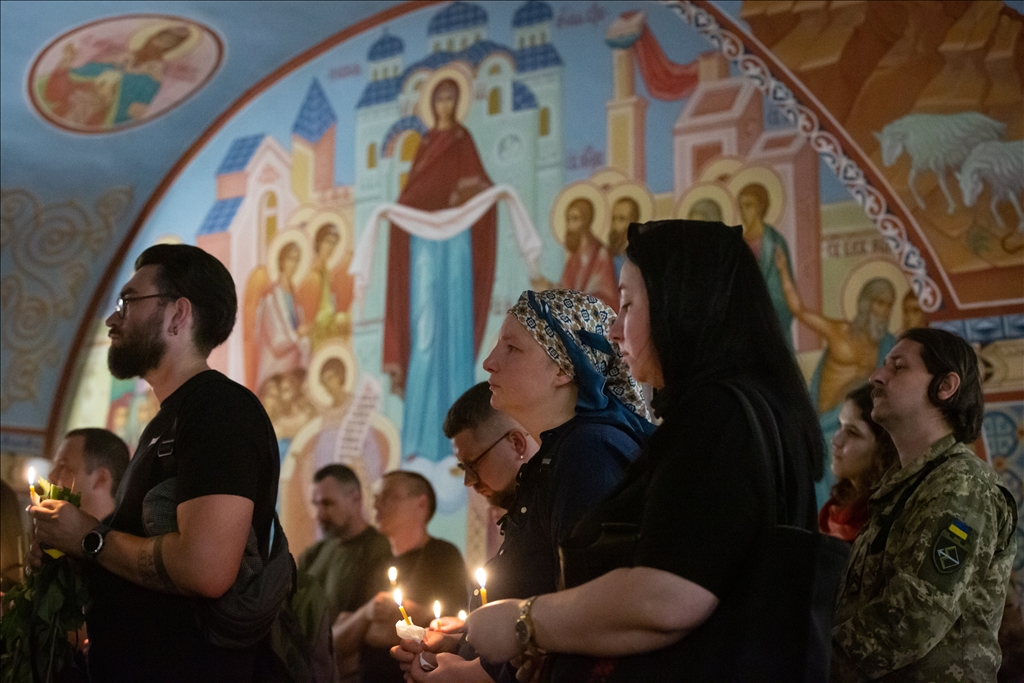 Ukrayna'lı gazeteci Dmitry Rybakov için cenaze töreni düzenlendi ...