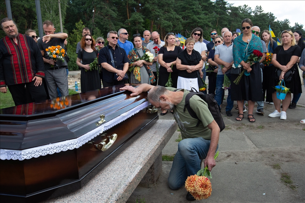 Ukrayna'lı gazeteci Dmitry Rybakov için cenaze töreni düzenlendi ...