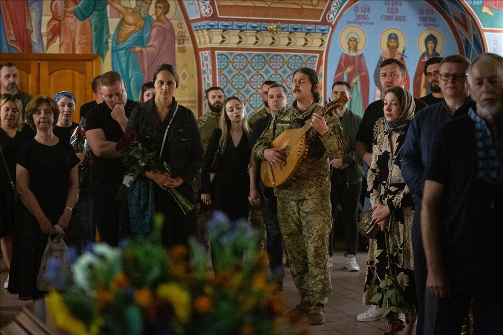 Ukrayna'lı gazeteci Dmitry Rybakov için cenaze töreni düzenlendi ...