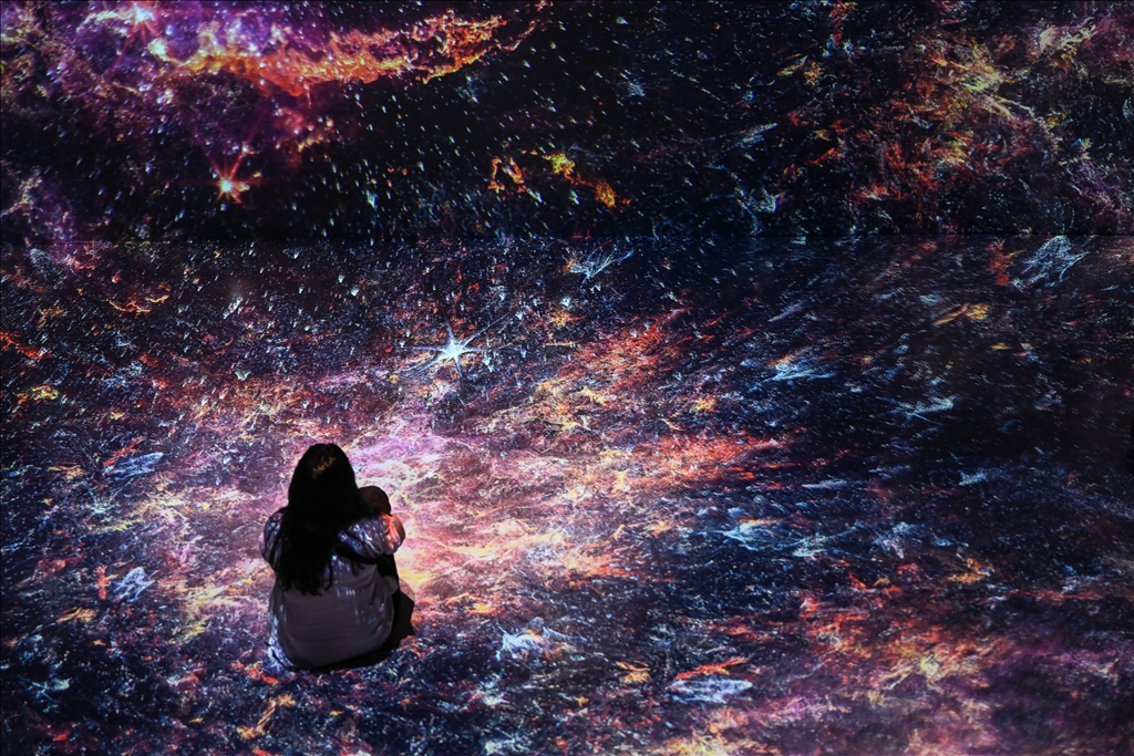 Beyond the Light Exhibition in New York - Anadolu Ajansı