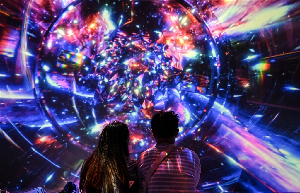 Beyond the Light Exhibition in New York - Anadolu Ajansı