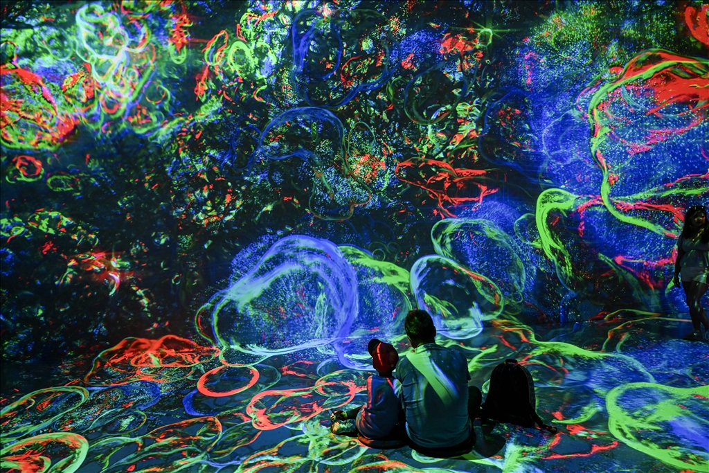 Beyond the Light Exhibition in New York - Anadolu Ajansı