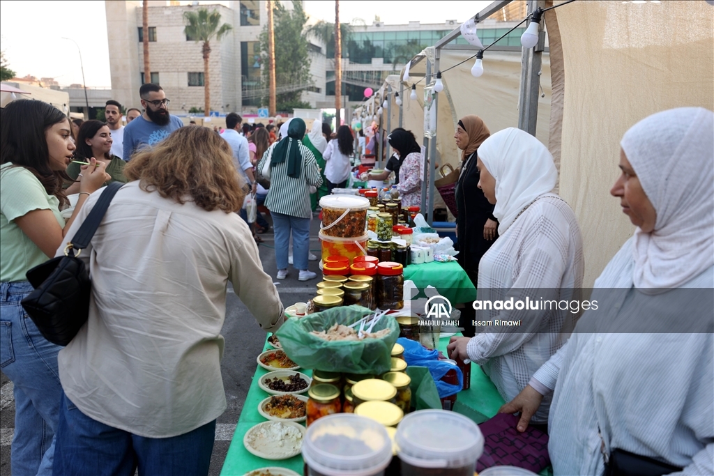 Ramallah'ta "Al Harajah" pazarı - Anadolu Ajansı