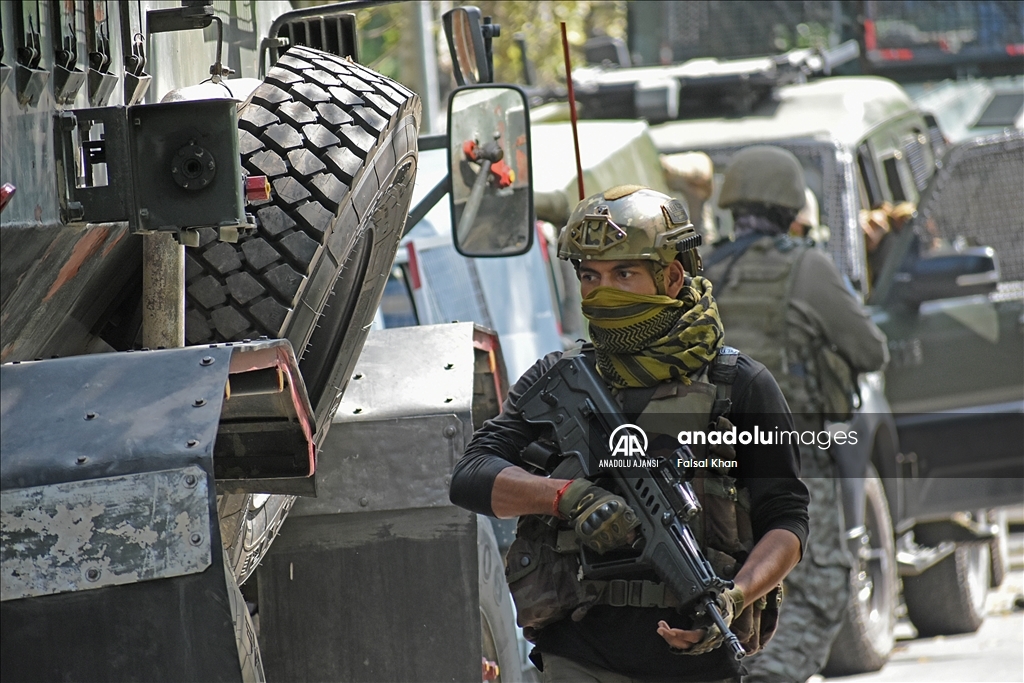 Cammu Keşmir'de silahlı çatışmalar - Anadolu Ajansı
