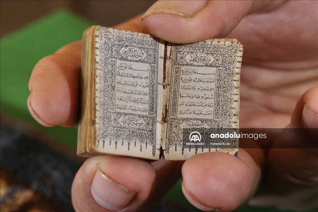 150-year-old small-volume copy of Quran in Egypt - Anadolu Ajansı