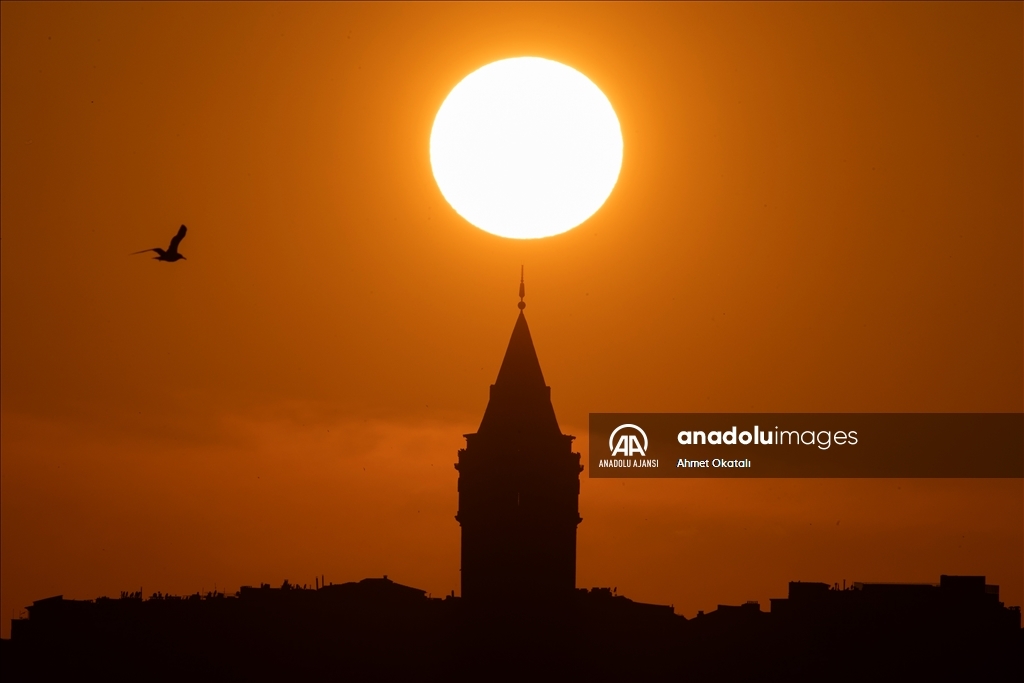 İstanbul'da gün batımı - Anadolu Ajansı