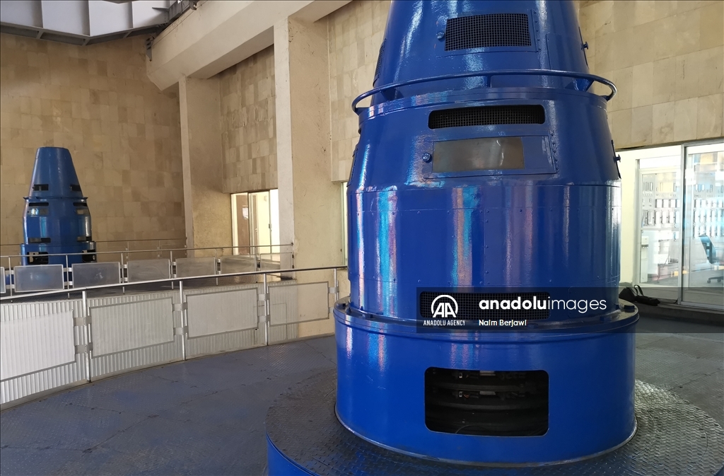 لبنان.. محطات كهرومائية "صامدة" وسط أزمة الطاقة الحادة - Anadolu Ajansı