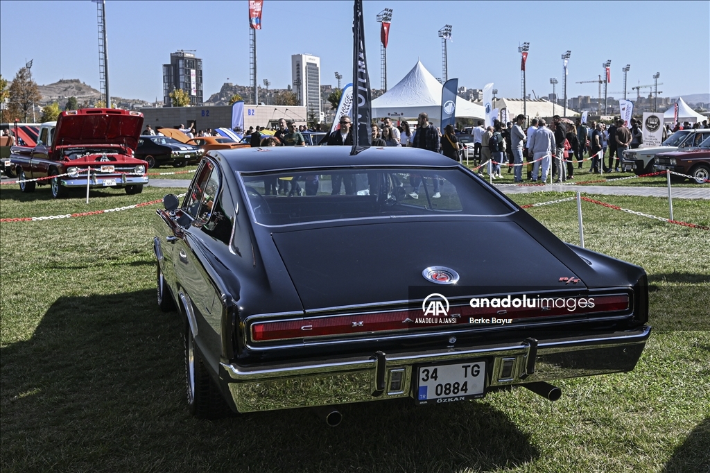 Türkiye Klasik Otomobil Festivali Ankara'da başladı