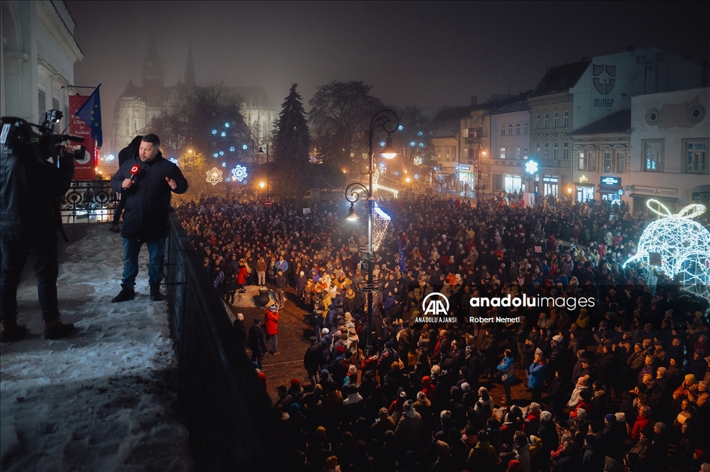 Slovakya'da hükümet karşıtı gösteri düzenlendi - Anadolu Ajansı