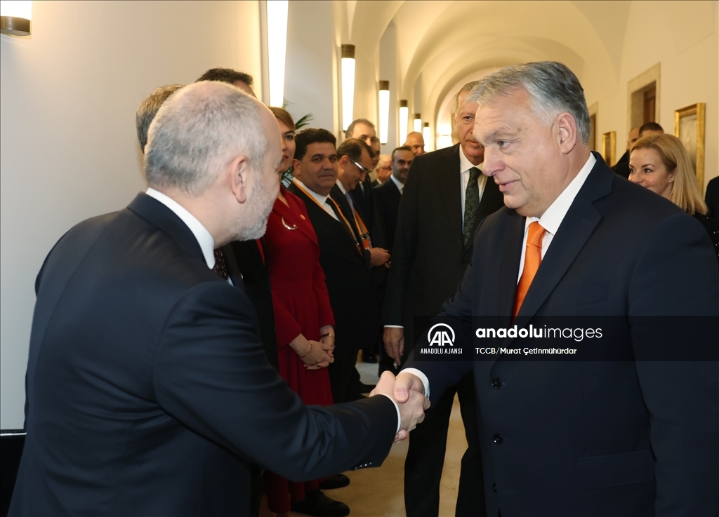 Cumhurbaşkanı Erdoğan, Macaristan'da - Anadolu Ajansı