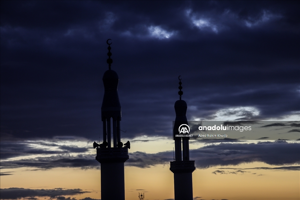 Sunset in Gaza amid Israeli attacks - Anadolu Ajansı