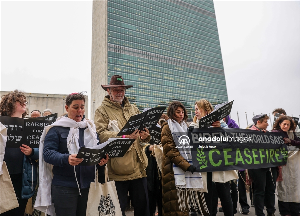 Gazze'de ateşkes isteyen hahamlar BM'de gösteri düzenledi - Anadolu Ajansı