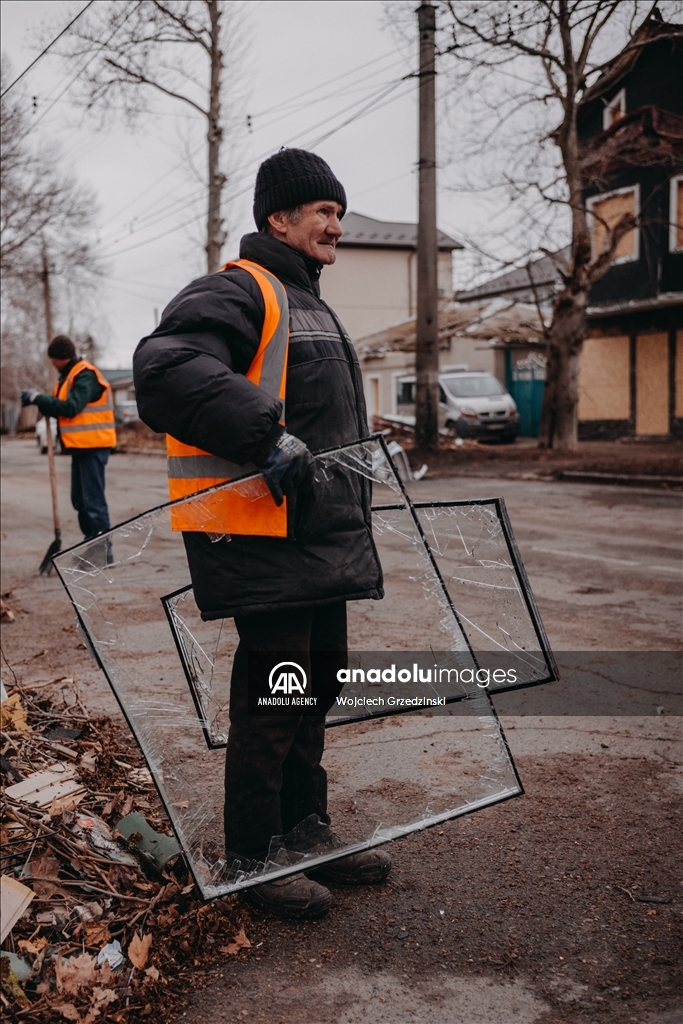 Traces of Russia-Ukraine war in Kherson's Antonivka village - Anadolu ...