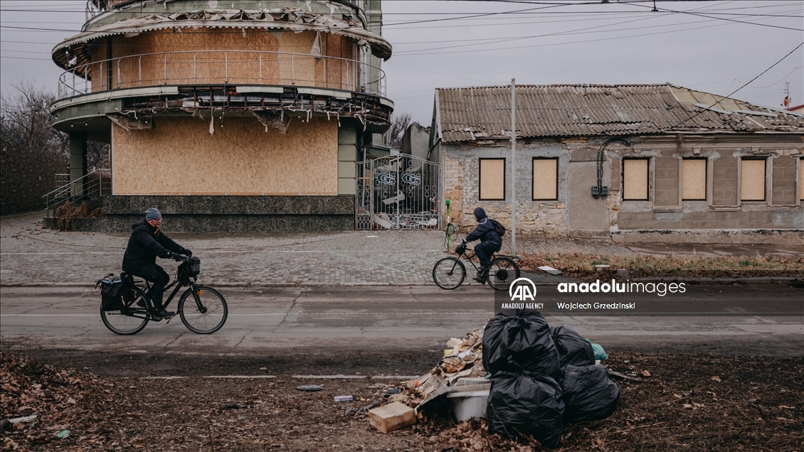 Traces of Russia-Ukraine war in Kherson's Antonivka village - Anadolu ...