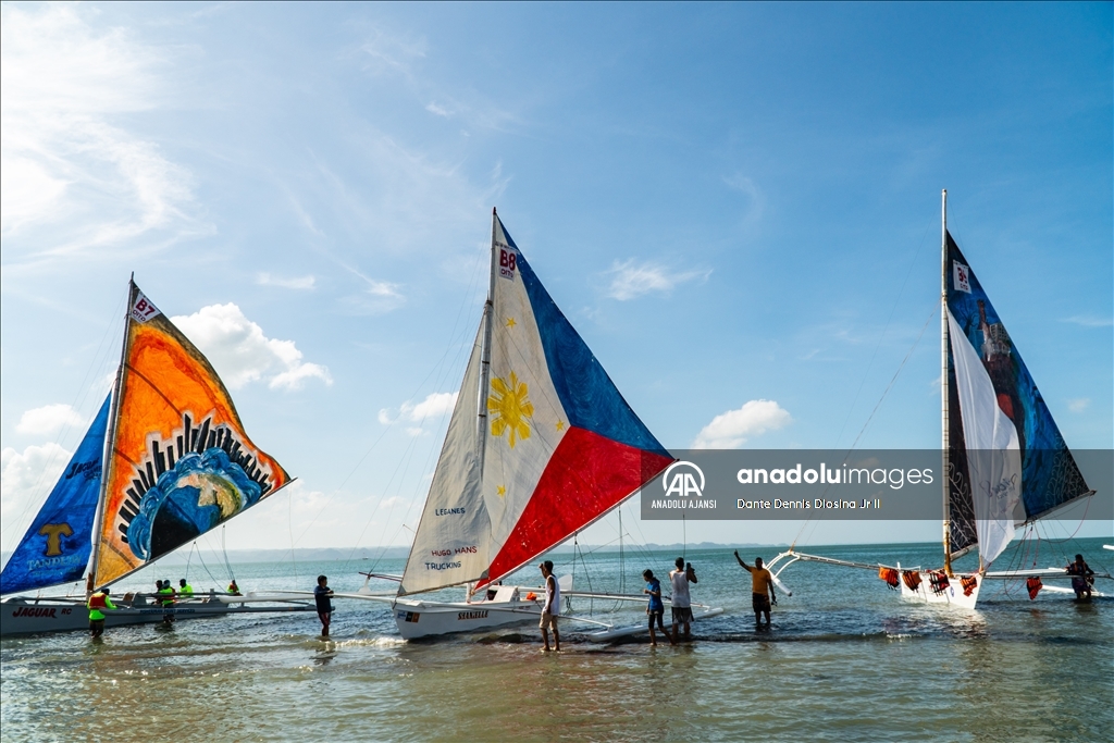 Filipinler'de geleneksel 'Paraw Regatta Festivali' - Anadolu Ajansı