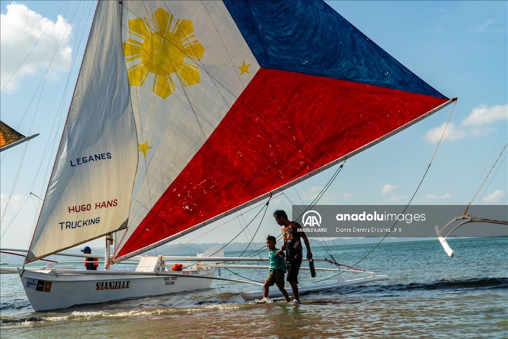 Filipinler'de geleneksel 'Paraw Regatta Festivali' - Anadolu Ajansı