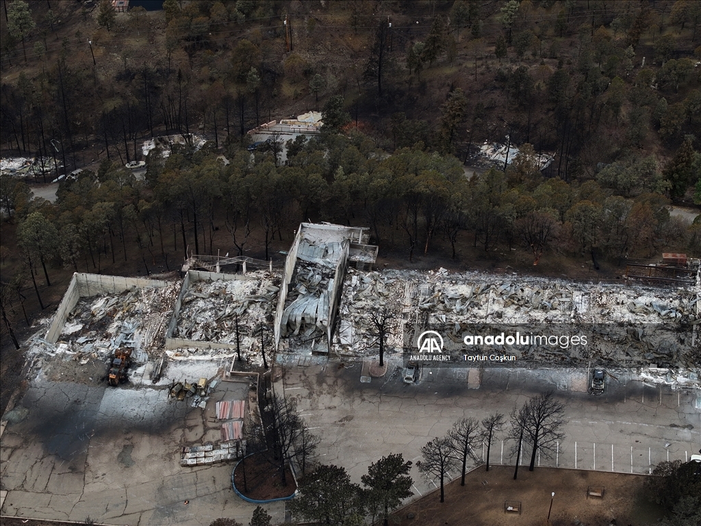 Hundreds of structures destroyed as South Fork Fire continue in New ...