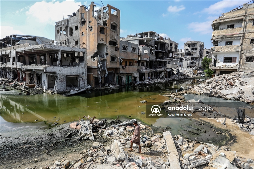 Rubble left behind from Khan Yunis after bombarded by Israel - Anadolu ...