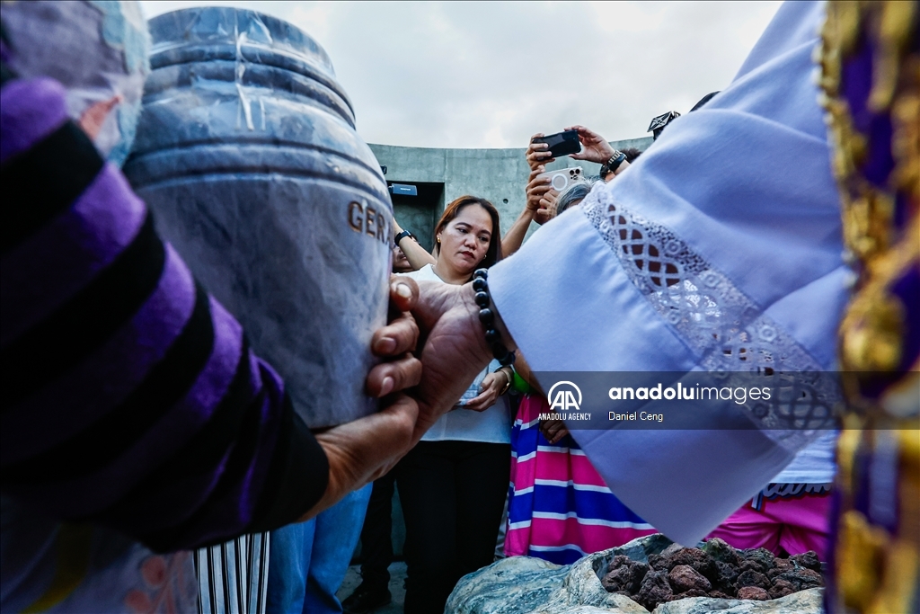 Inurnment of Drug War victims' remains in Philippines after Rodrigo ...