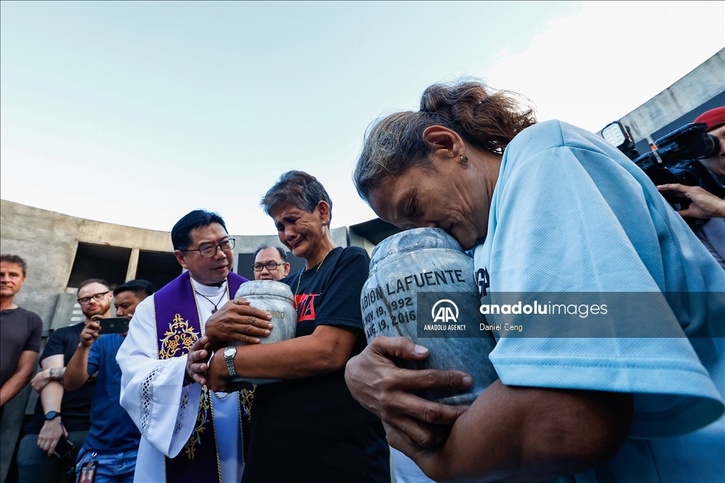 Inurnment of Drug War victims' remains in Philippines after Rodrigo ...