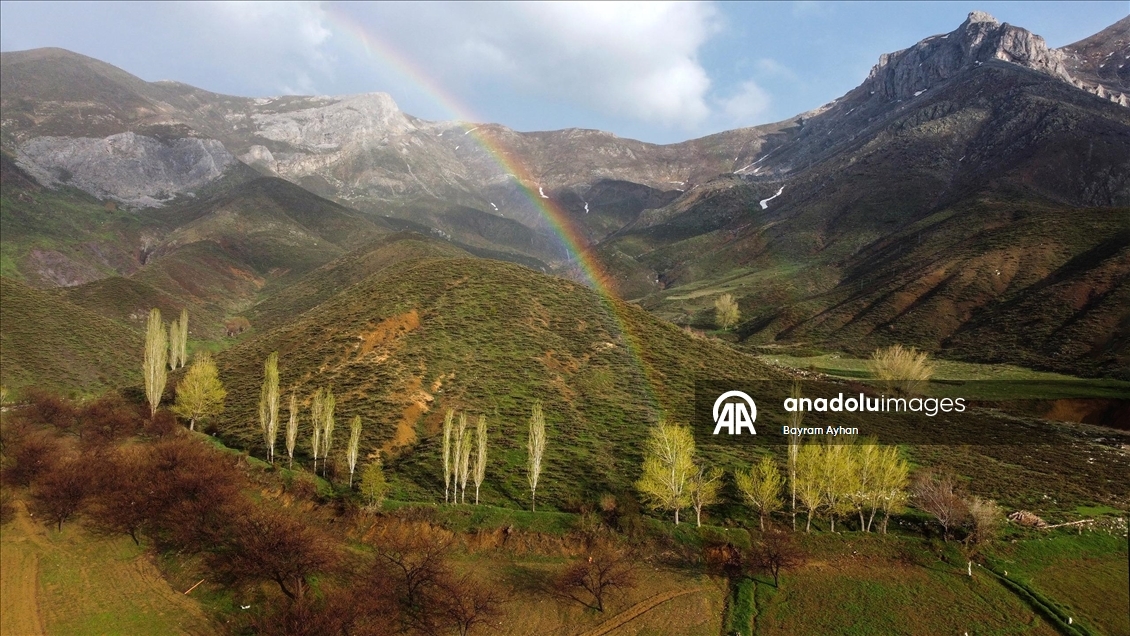 Porga Vadisi doğal zenginlikleriyle dikkat çekiyor - Anadolu Ajansı