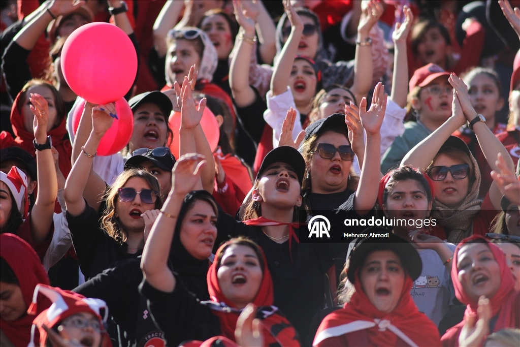 Tebriz Traktör, İran Körfez Pro Ligi’nde ilk şampiyonluğunu kutladı ...