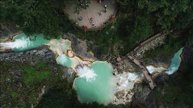 Turkey's Blue Lake amazes visitors with its turquoise color - Anadolu ...
