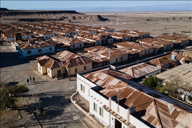 HUMBERSTONE: A Journey back in time to ghost town in Chilean desert ...