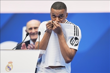 French superstar Kylian Mbappe signs contract with Real Madrid ...