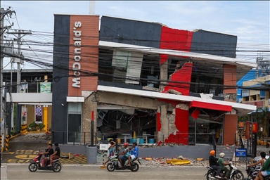 Philippines death toll from 6.9 magnitude earthquake nears 70 - Anadolu ...