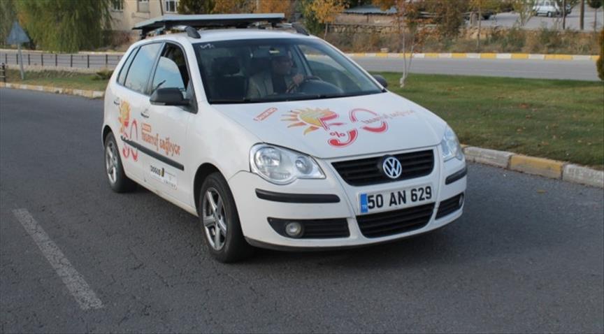 Turkish engineer introduces domestic solar car