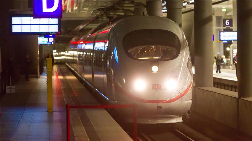 Spain to test world's first LNG-powered train