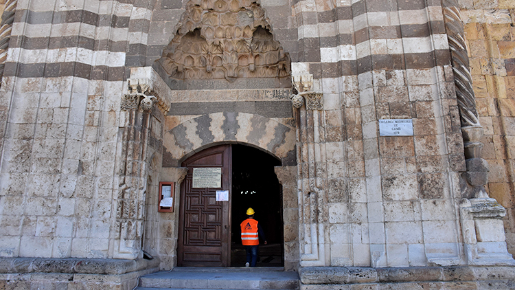 800 yıllık gök bilim medresesine 'bilimsel' restorasyon
