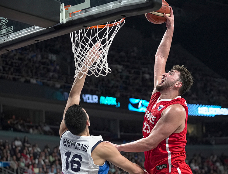 Edirne Valisi Yunus Sezer, favori AA karelerini seçti