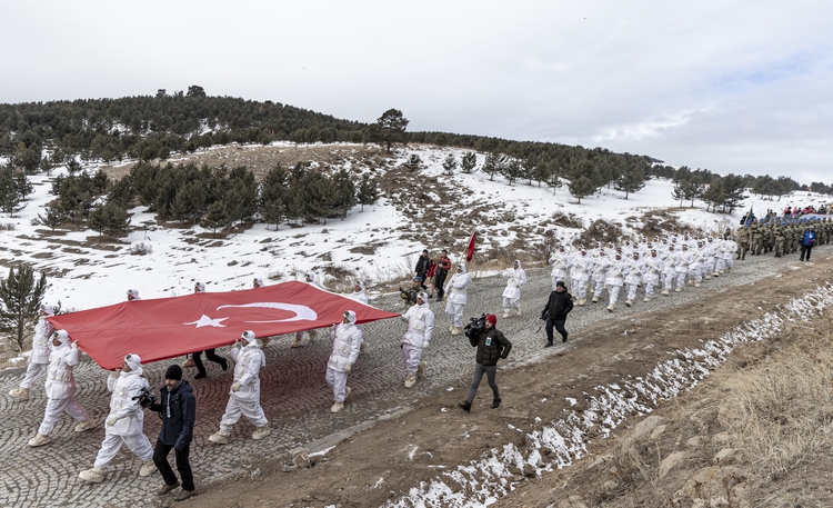 Sarıkamış'ta "Biz Hep Aynı İzdeyiz" yürüyüşü gerçekleştirildi
