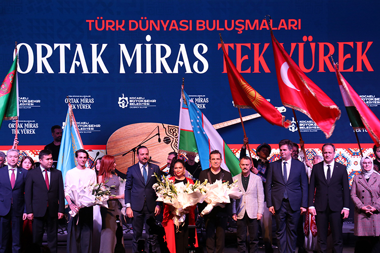 AK Parti Genel Başkan Yardımcısı Zorlu, Türk Dünyası Buluşmaları'nda ...